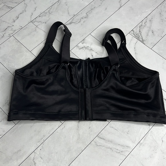 Bali | Intimates & Sleepwear | Nwt Womens Bali Double Support Soft ...